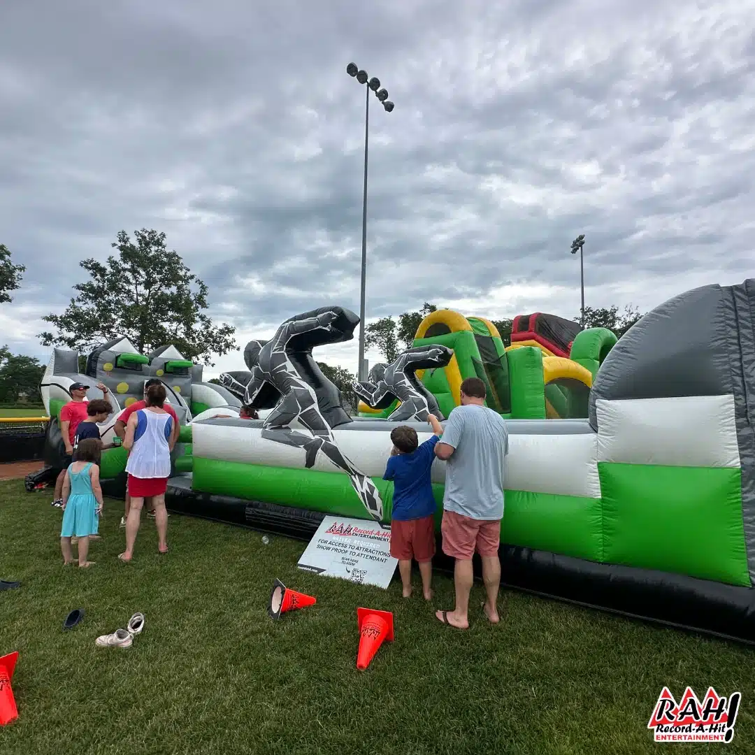 3-N-1 Bungee Challenge Inflatable Obstacle Race | Record-A-Hit ...